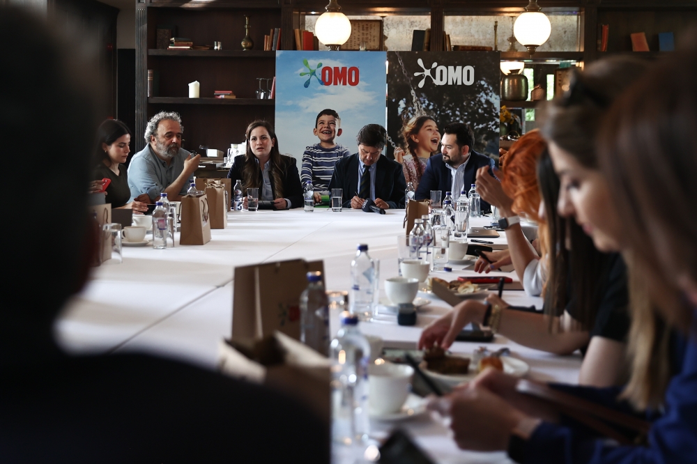 OMO'dan çocukların sosyal ve duygusal gelişimine destek vermek için ...