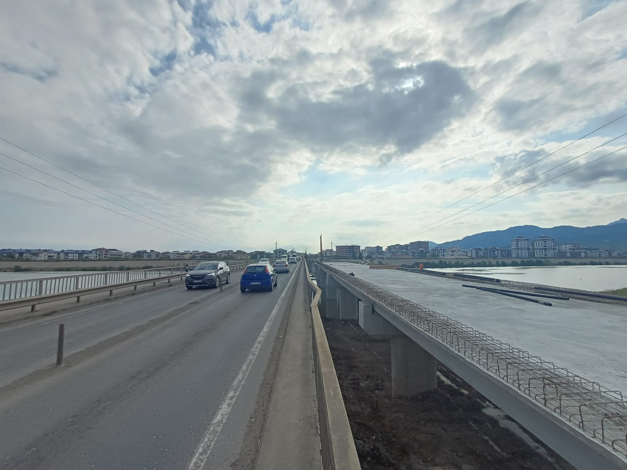Ordu’da Trafiği Felç Eden Melet Köprüsünün Üstü Göründü - Ordu Yorum